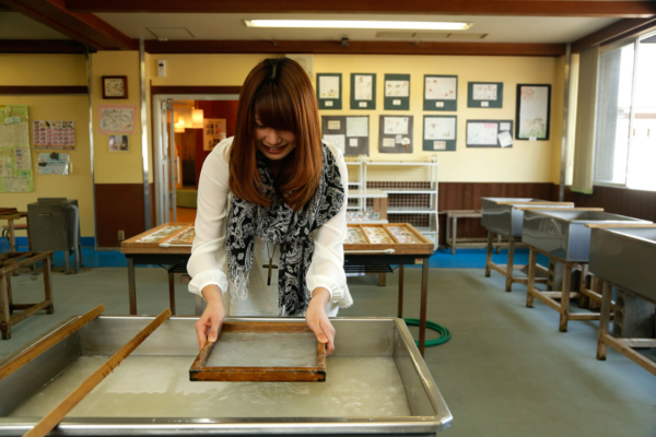 Washi Paper Making - Japan’s Craft in Echizen - Japan Local Guide
